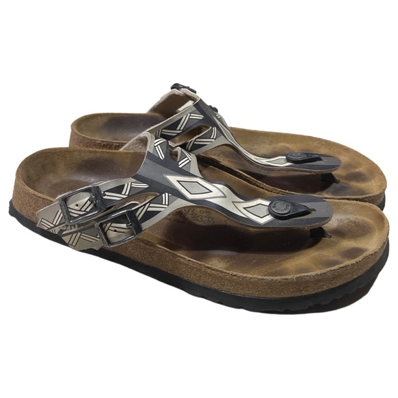 Birkenstock | Shoes | Birkis By Birkenstock Gizeh Geometric Pattern ...